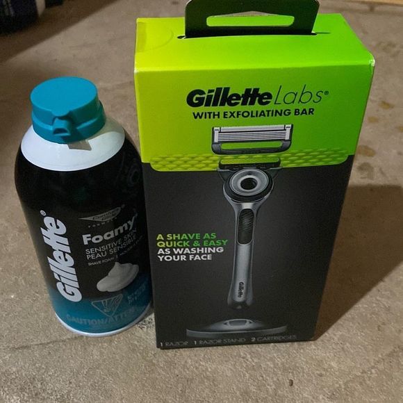 Gillette | Grooming | Gillette Labs Exfoliating Bar Shaver | Poshmark